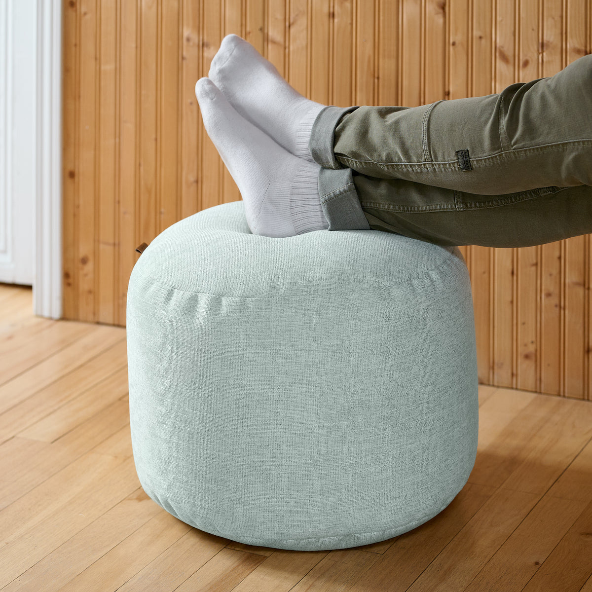 Pouf repose-pieds - Sereny | Pratique et Sobre | ARICO.ca – Arico.ca